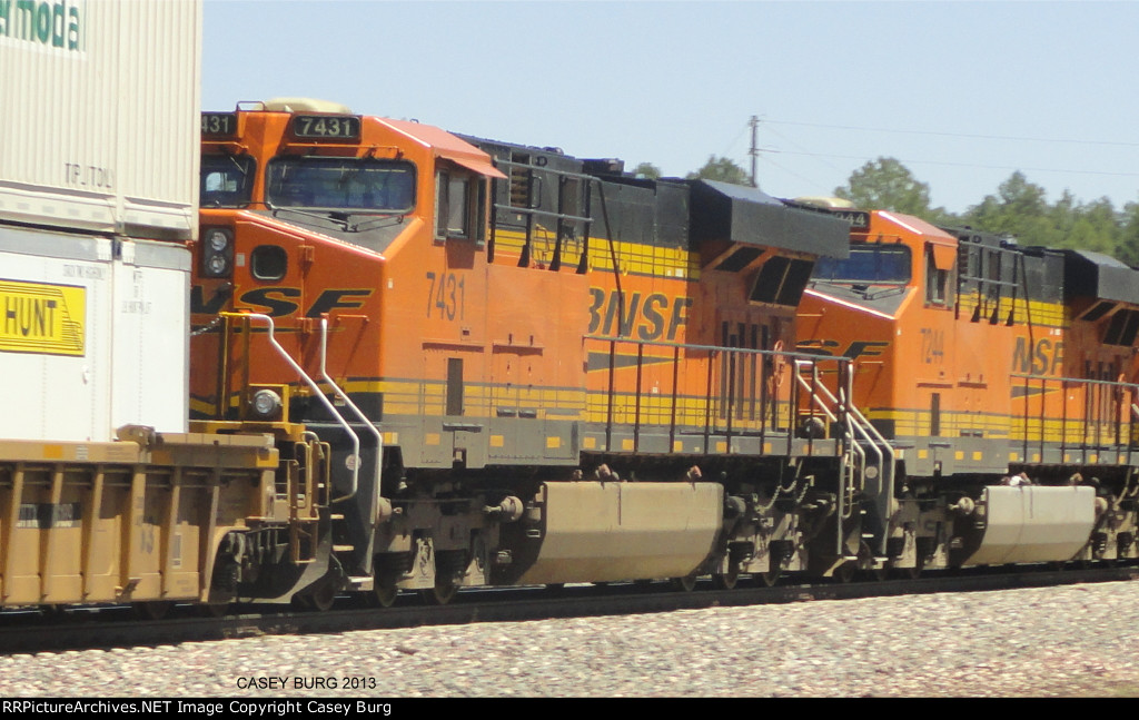 BNSF 7431